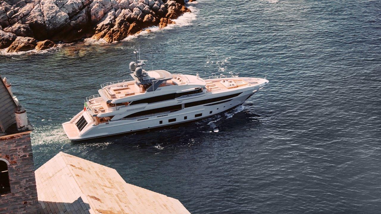 BENETTI -DIAMOND 145