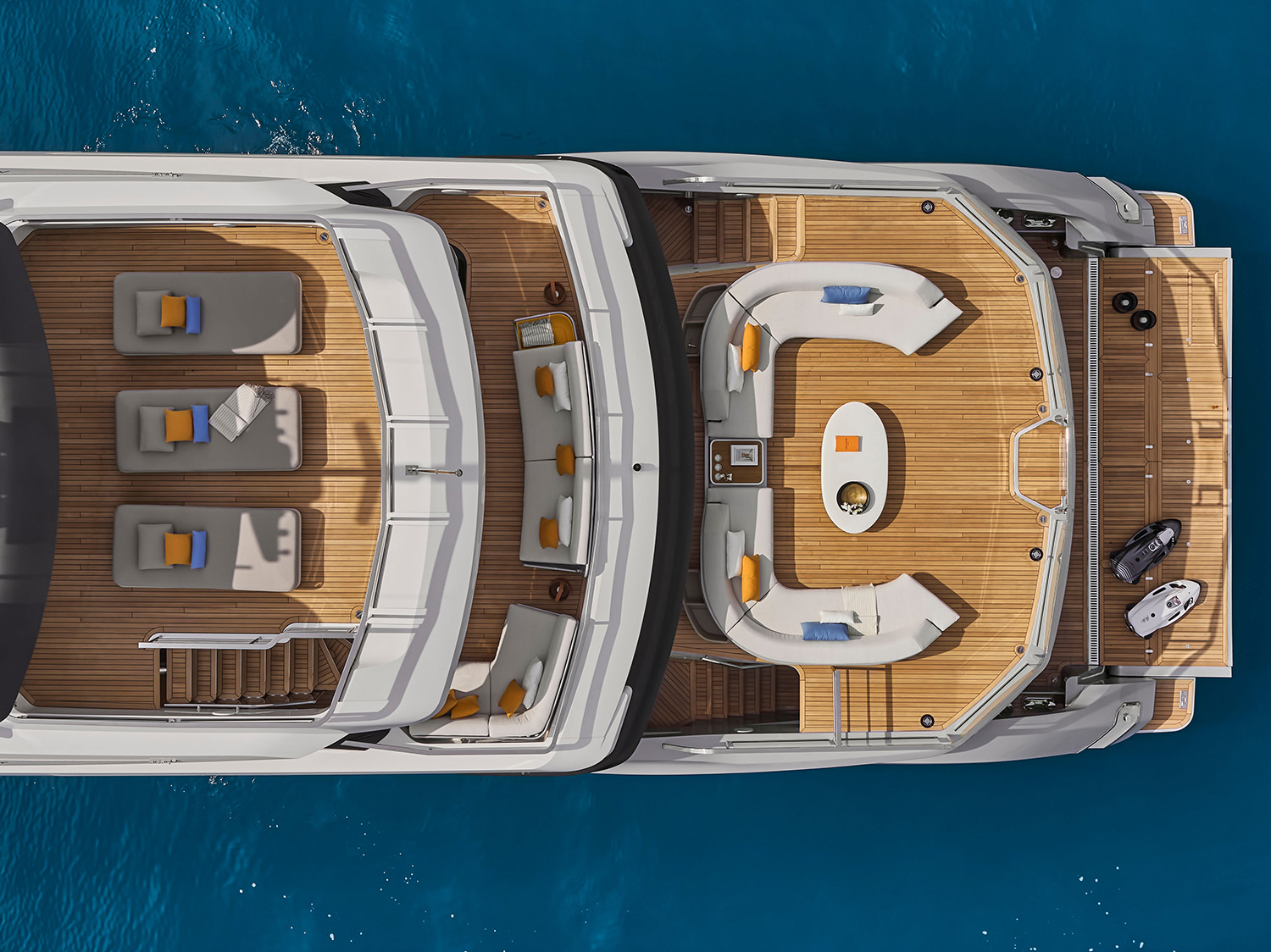 AZIMUT GRANDE TRIDECK