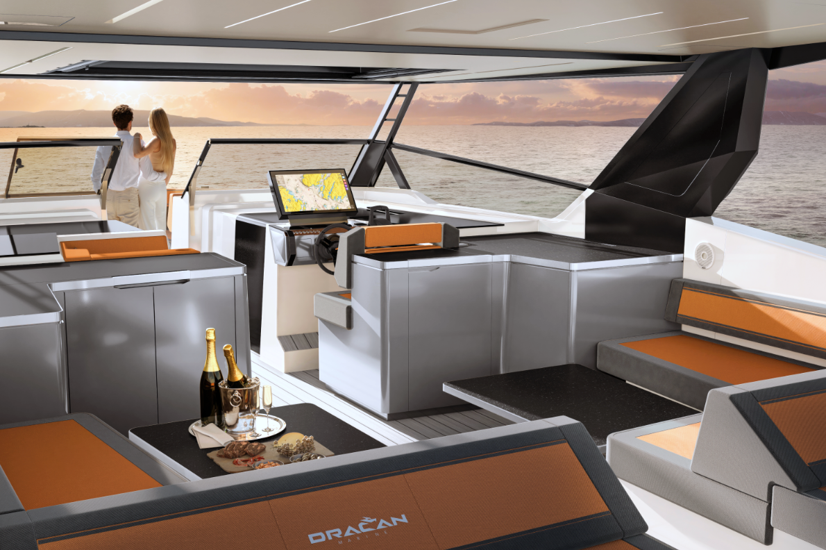 Dracan Marine Debuts